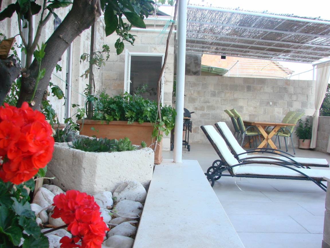 44 M² Ferienhaus ∙ 1 Schlafzimmer ∙ 4 Gäste - Lumbarda