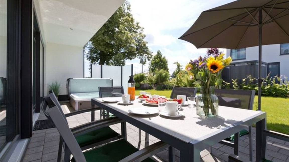 120 M² Ferienwohnung ∙ 2 Schlafzimmer ∙ 4 Gäste - Mecklenburgische Seenplatte