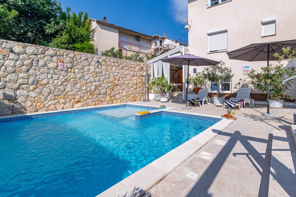 42 M² Apartment ∙ 2 Bedrooms ∙ 5 Guests - Novi Vinodolski