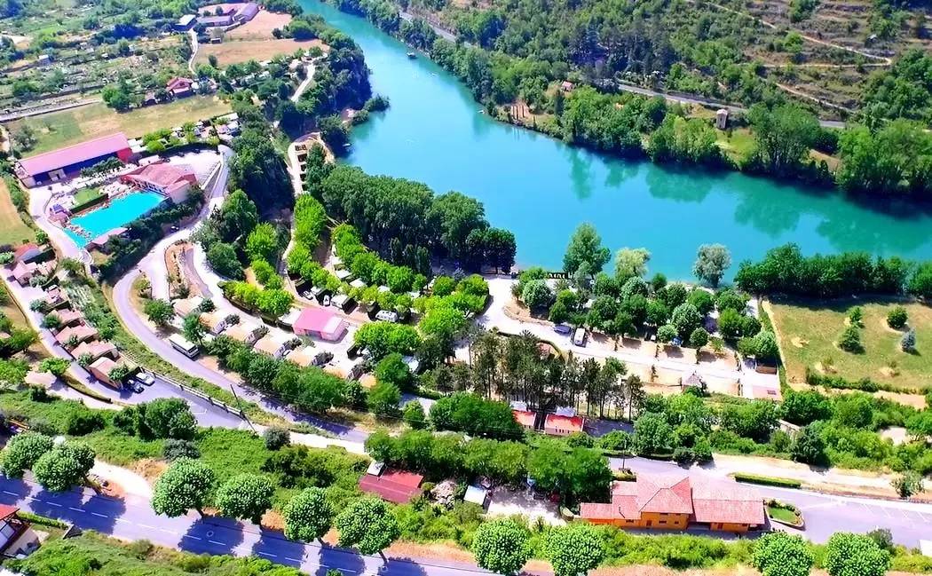 28 M² Bungalow ∙ 2 Habitaciones ∙ 4 Huéspedes - Aveyron