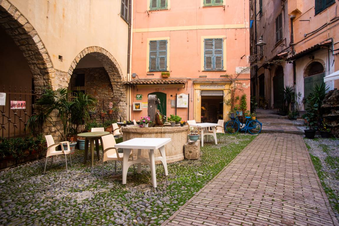45 M² Appartamento ∙ 1 Camera Da Letto ∙ 4 Ospiti - Ospedaletti