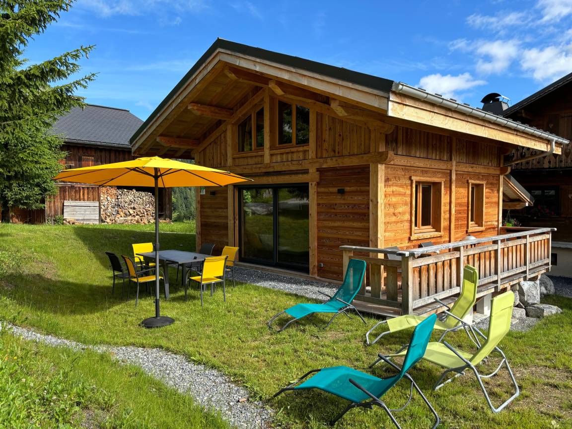 75 M² Chalet ∙ 3 Habitaciones ∙ 8 Huéspedes - Taninges