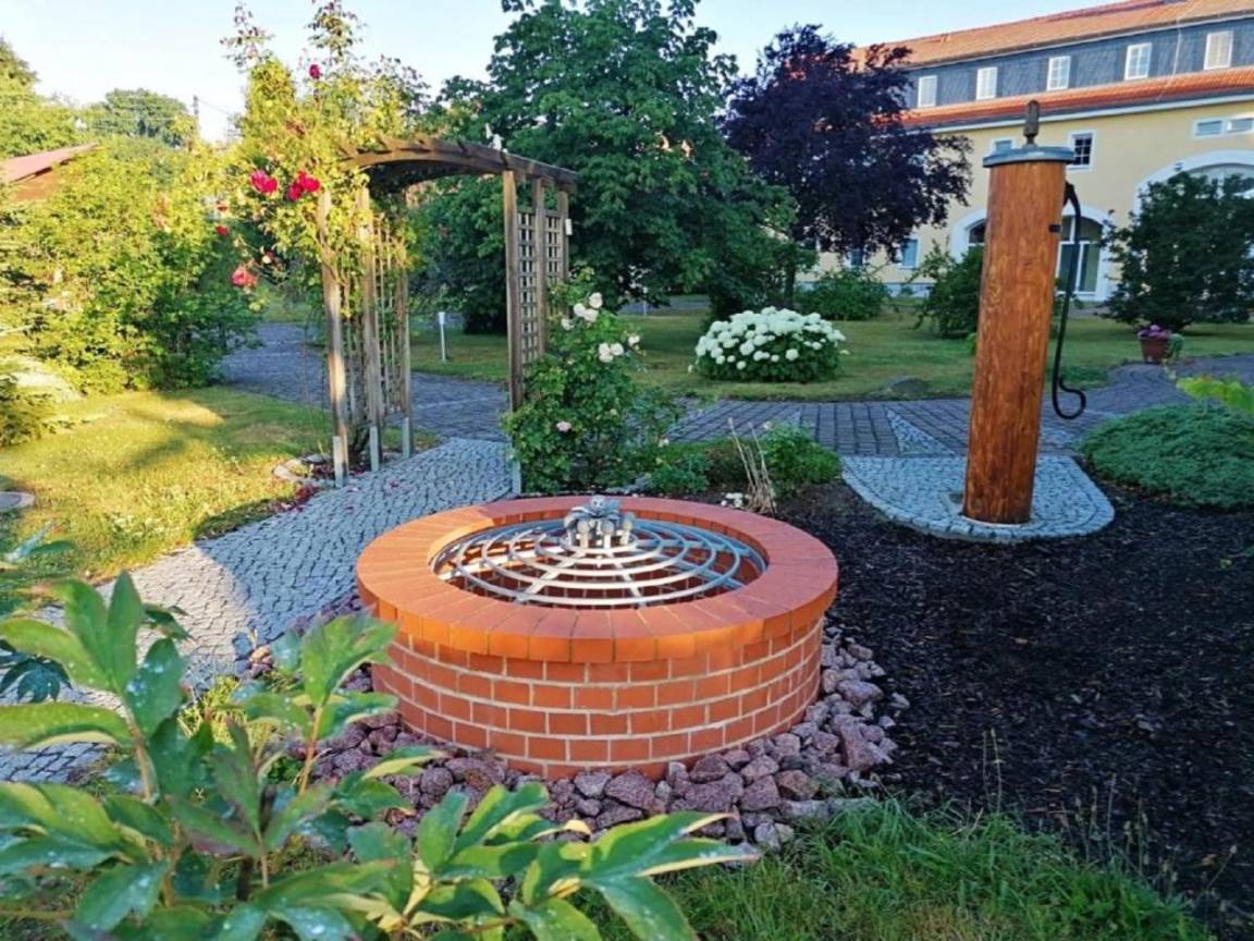 45 M² Ferienwohnung ∙ 1 Schlafzimmer ∙ 4 Gäste - Nossen