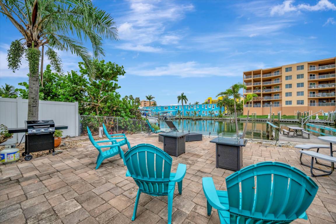 65 M² Apartment ∙ 2 Bedrooms ∙ 5 Guests - St. Pete Beach, FL