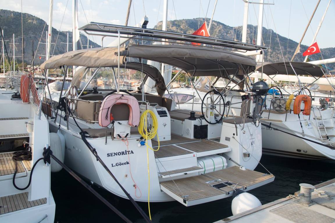 14 M² Houseboat ∙ 4 Bedrooms ∙ 8 Guests - Göcek