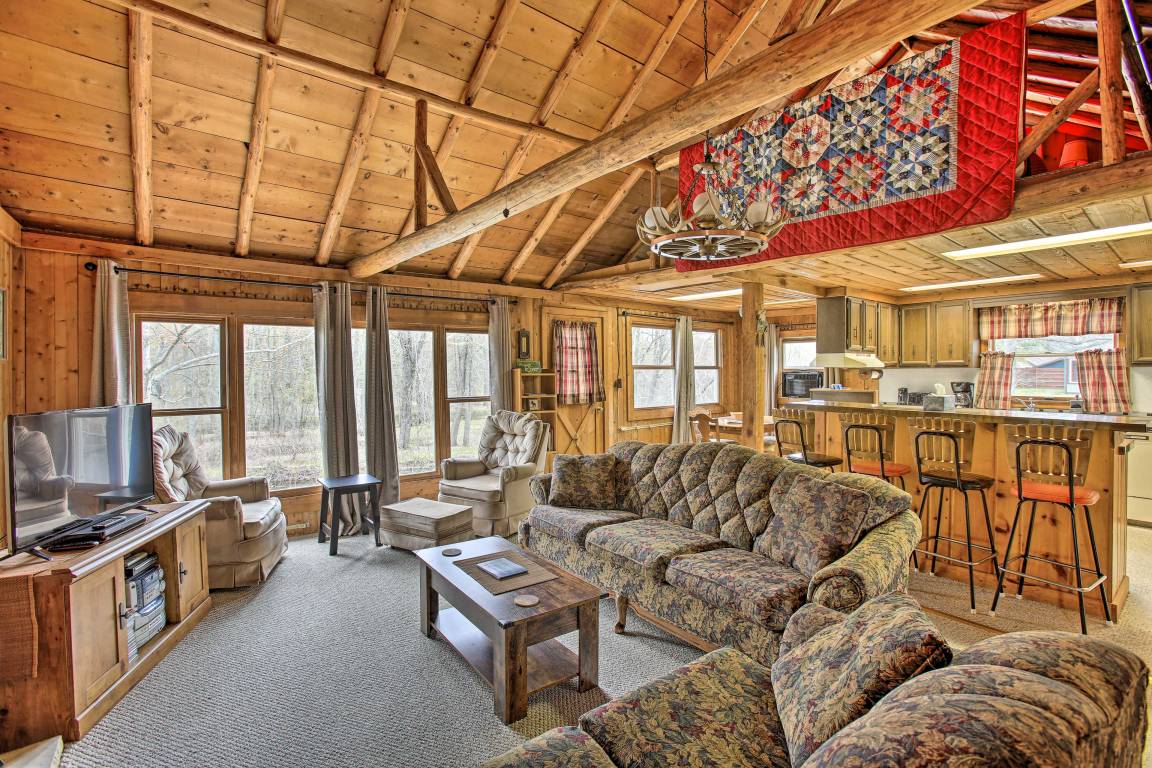 83 M² House ∙ 2 Bedrooms ∙ 6 Guests - Michigan