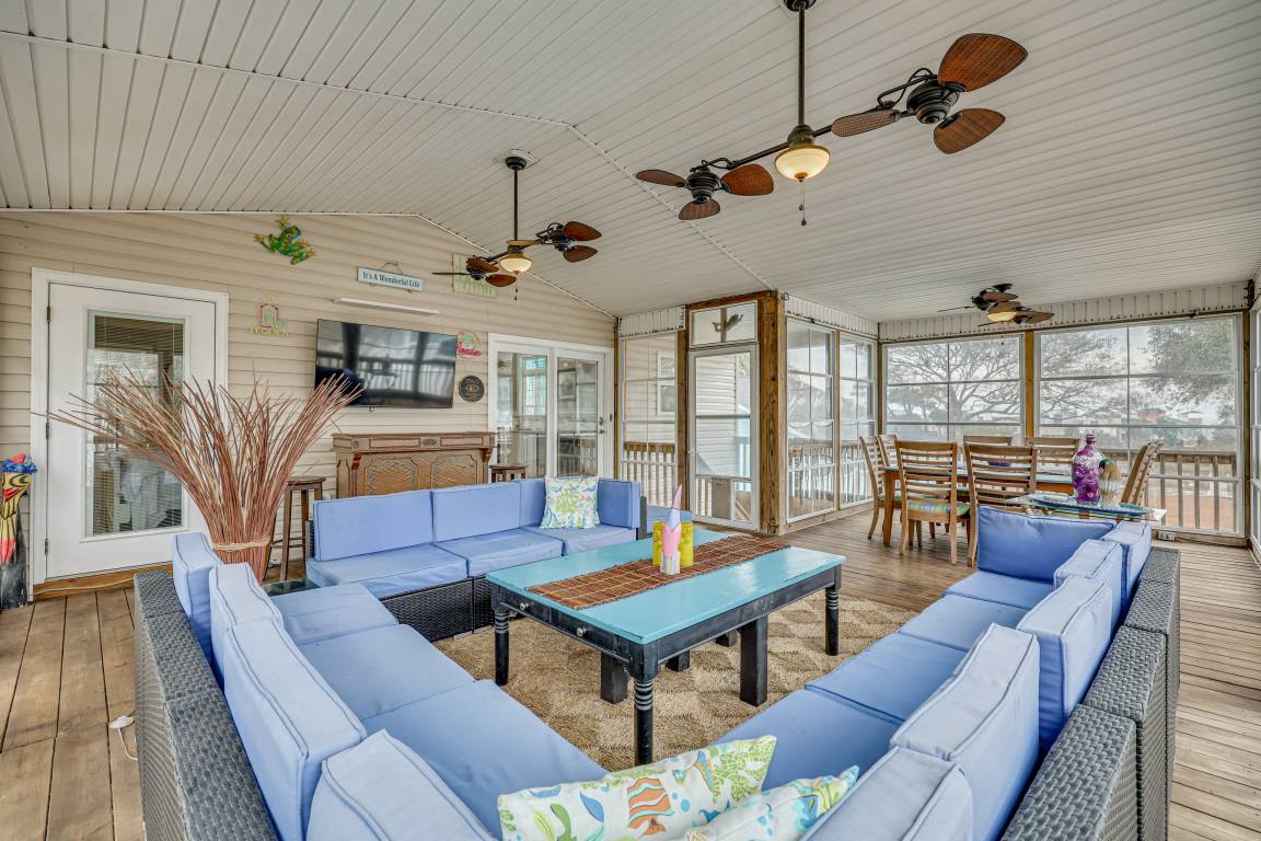 184 M² House ∙ 3 Bedrooms ∙ 6 Guests - Oak Island, NC