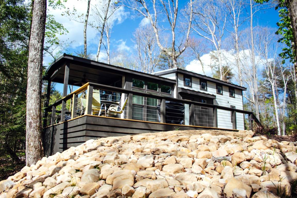 House ∙ 2 Bedrooms ∙ 4 Guests - Sewanee, TN