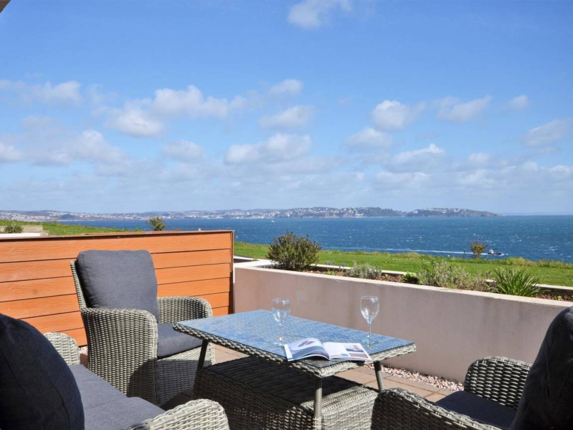 Cottage ∙ 2 Bedrooms ∙ 4 Guests - Brixham