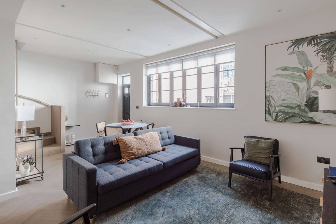 76 M² House ∙ 2 Bedrooms ∙ 6 Guests - London, UK