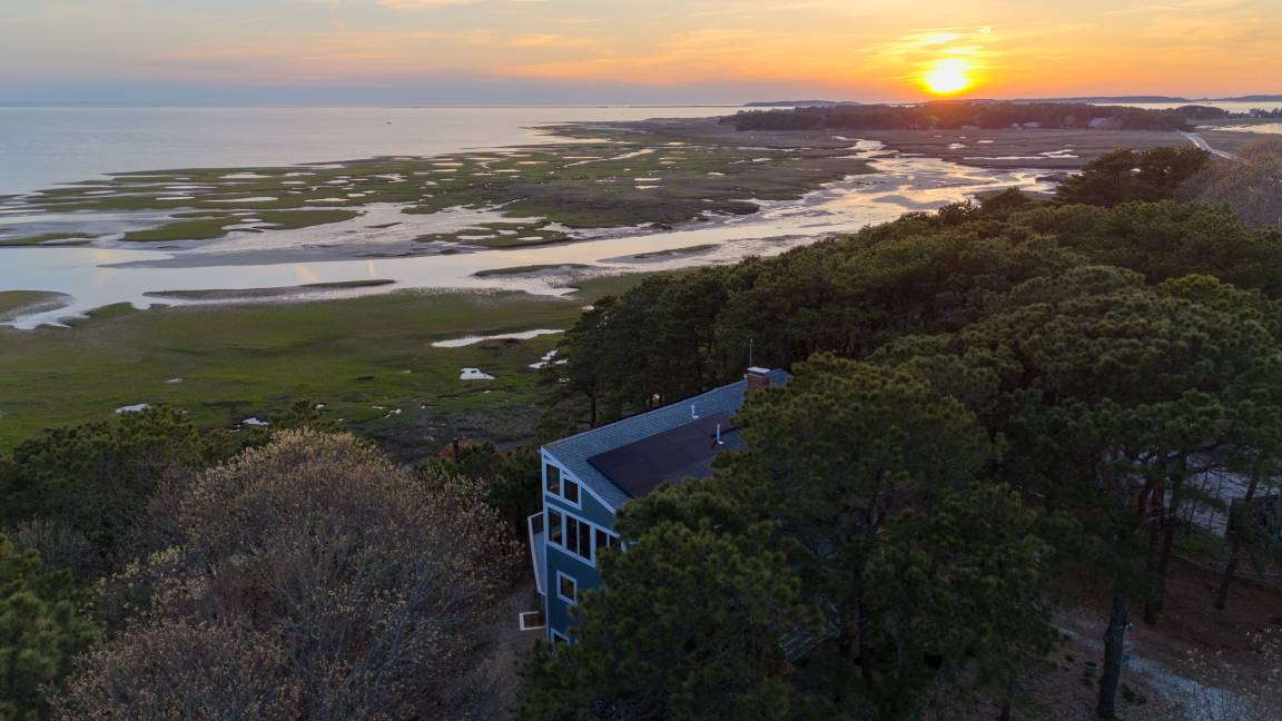 1002 M² House ∙ 5 Bedrooms ∙ 10 Guests - Wellfleet, MA