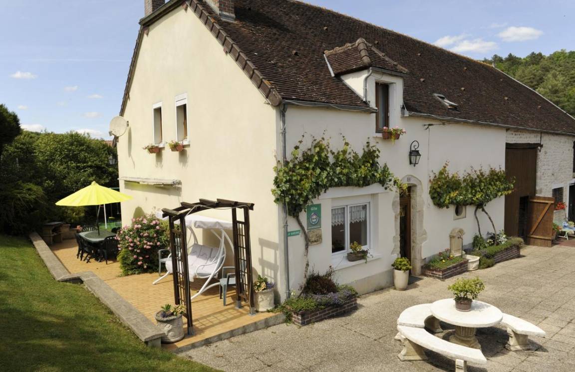 150 M² Gîte ∙ 3 Chambres ∙ 7 Personnes - Aube