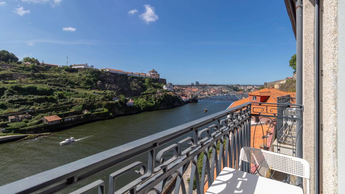81 M² Appartement ∙ 2 Chambres ∙ 6 Personnes - Porto