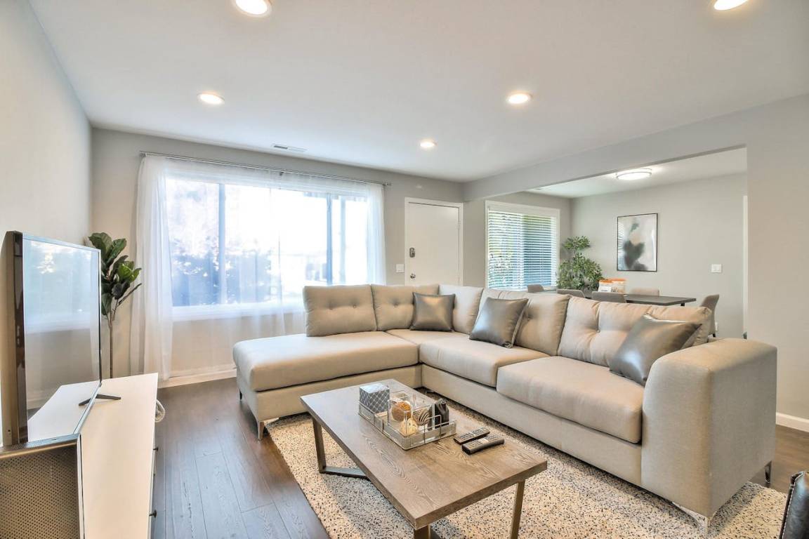 94 M² House ∙ 3 Bedrooms ∙ 6 Guests - Santa Clara, CA