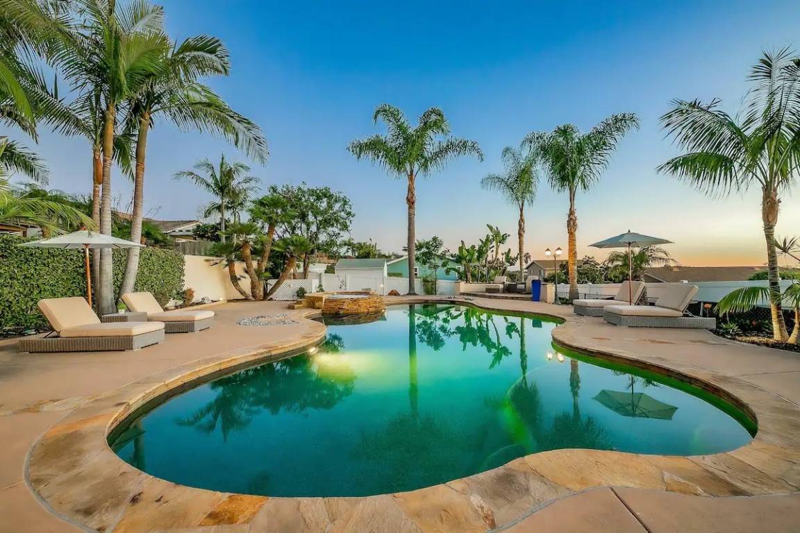 386 M² House ∙ 5 Bedrooms ∙ 11 Guests - Carlsbad, CA