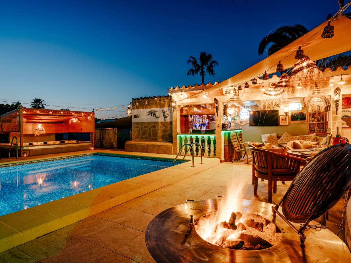 250 M² Maison De Vacances ∙ 4 Chambres ∙ 8 Personnes - Xàbia
