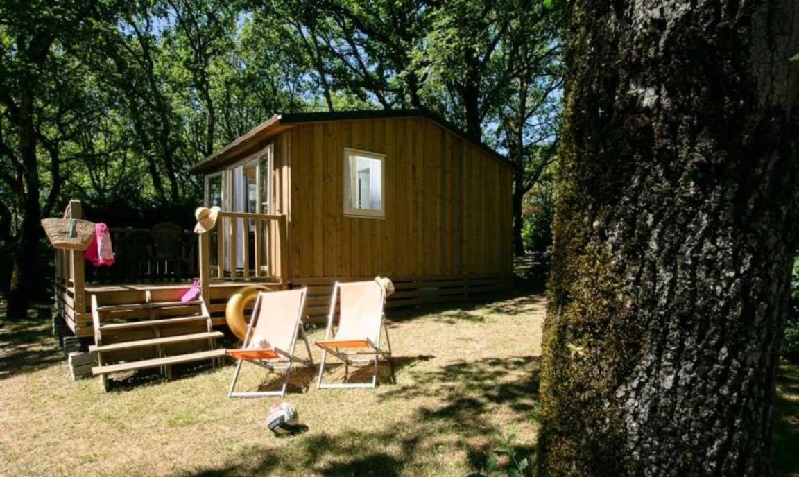 16 M² Chalet ∙ 2 Bedrooms ∙ 5 Guests - Lot