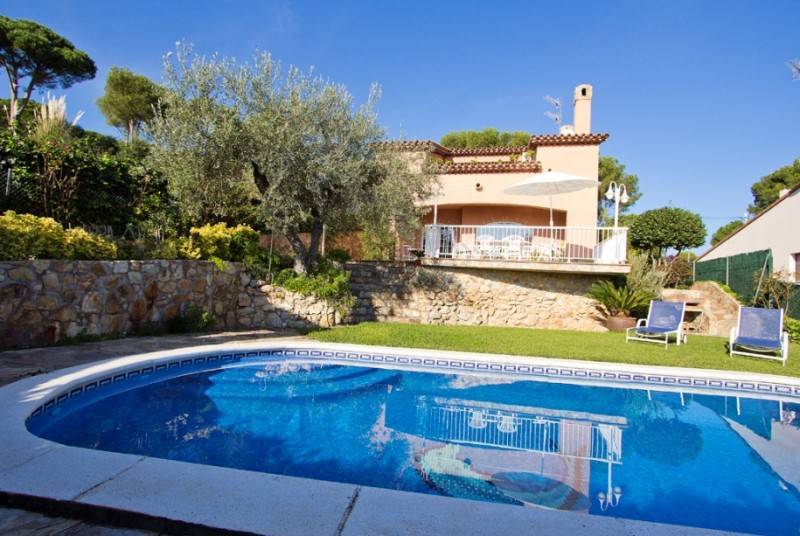 200 M² Villa ∙ 5 Chambres ∙ 9 Personnes - Platja d'Aro