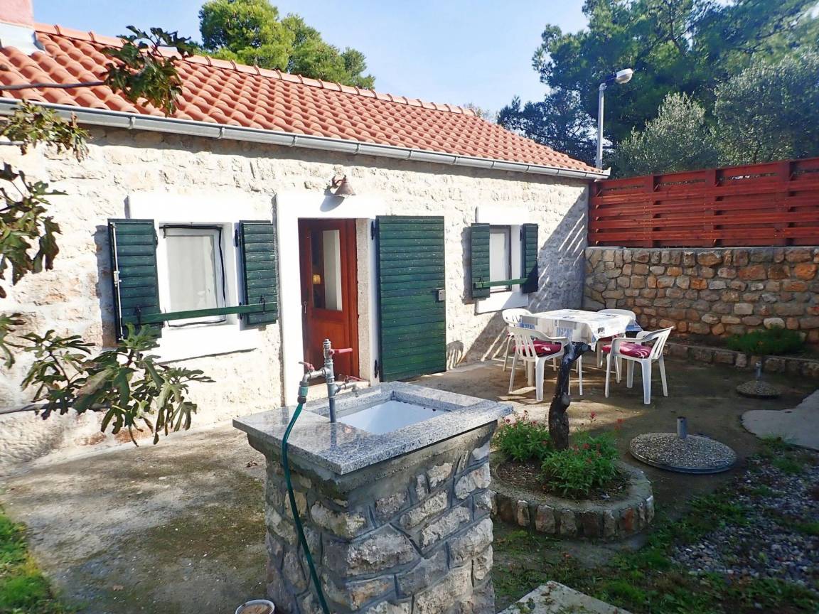 Ferienhaus ∙ 1 Schlafzimmer ∙ 4 Gäste - Vinjerac