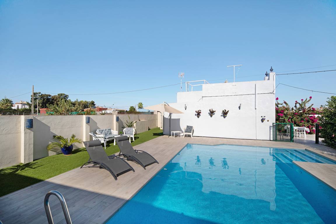 70 M² Ferienhaus ∙ 3 Schlafzimmer ∙ 8 Gäste - Chipiona