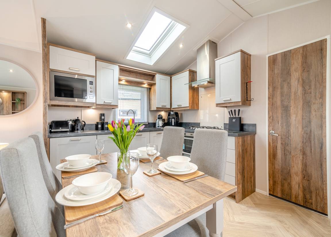 Chalet ∙ 2 Bedrooms ∙ 4 Guests - Kingston upon Hull