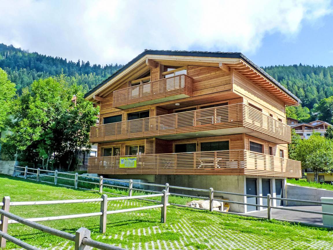 74 M² Apartment ∙ 2 Bedrooms ∙ 4 Guests - Martigny