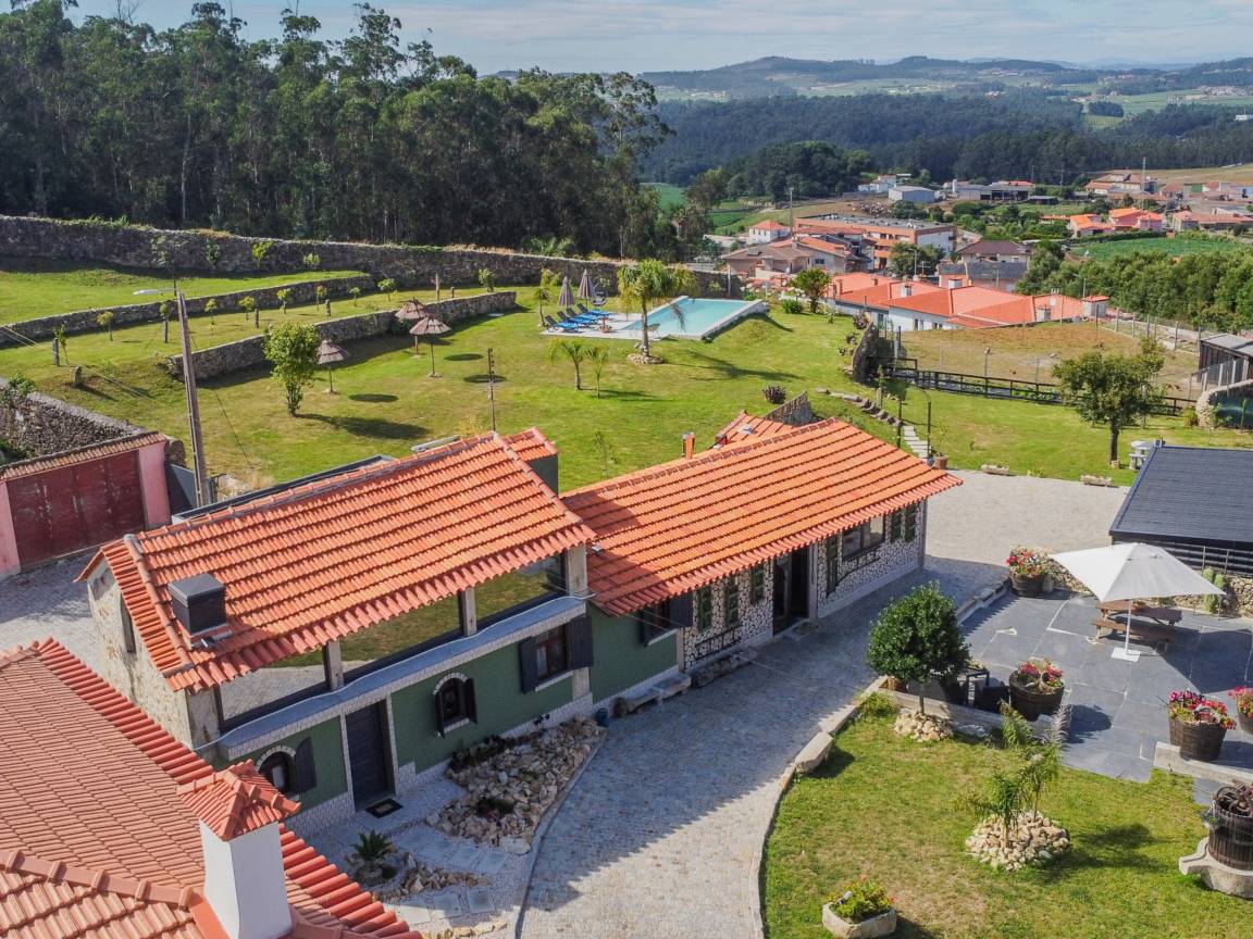 130 M² Talo ∙ 2 Makuuhuonetta ∙ 6 Vierasta - Ribeirão