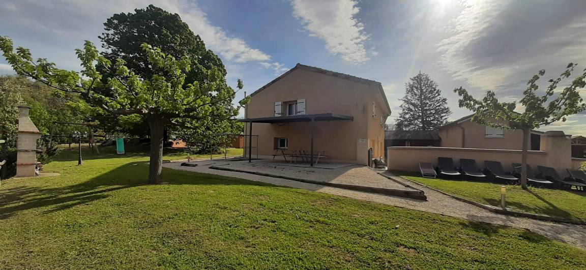 107 M² Gîte ∙ 4 Chambres ∙ 10 Personnes - Rhône-Alpes