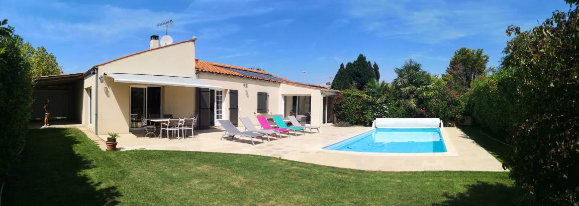 140 M² Villa ∙ 3 Bedrooms ∙ 6 Guests - La Rochelle