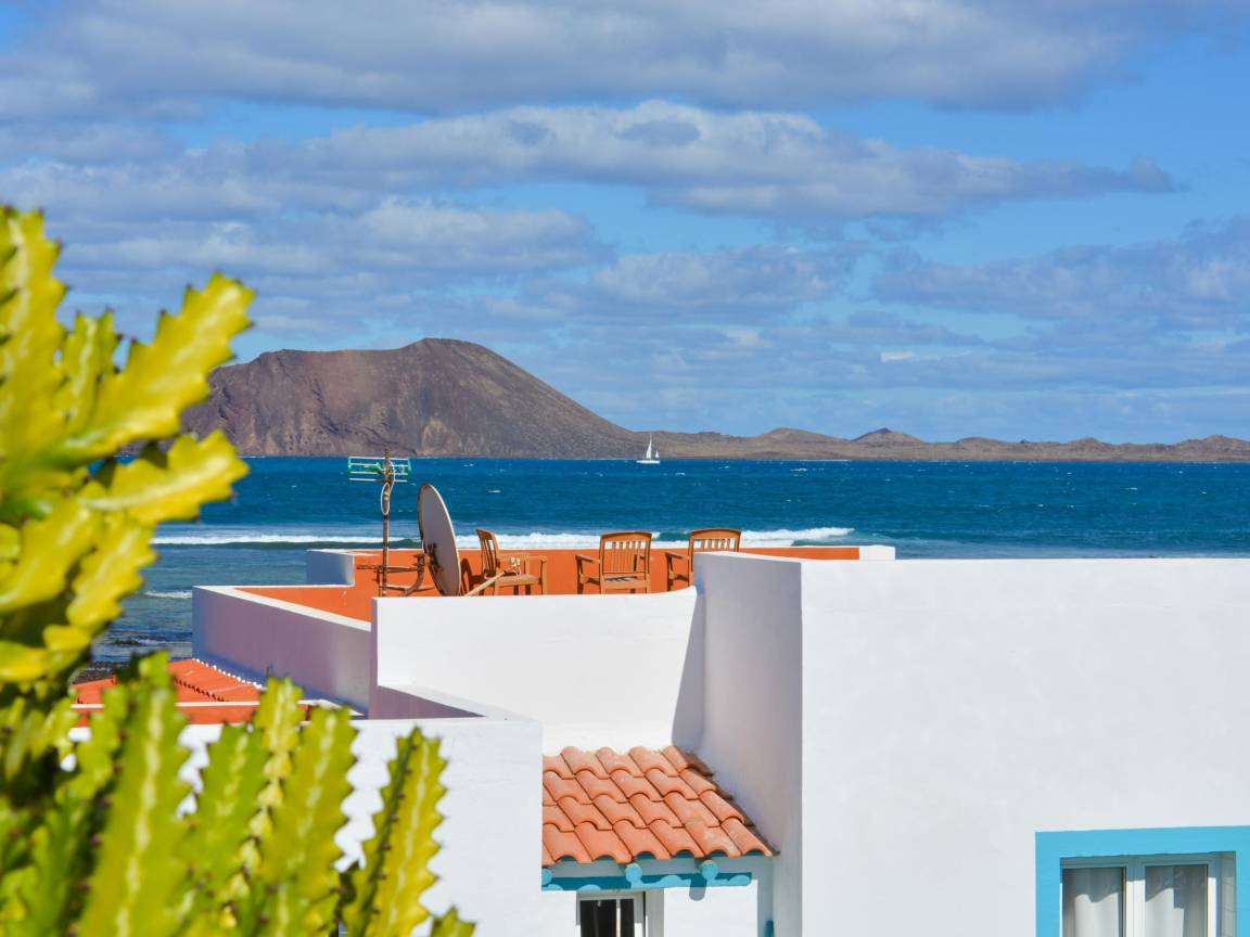100 M² Villa ∙ 3 Slaapkamers ∙ 5 Gasten - Corralejo