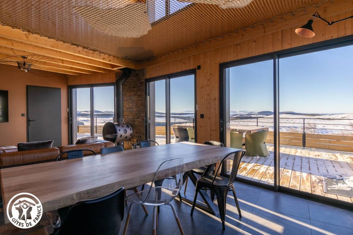 150 M² Gîte ∙ 3 Chambres ∙ 8 Personnes - Puy-de-Dôme