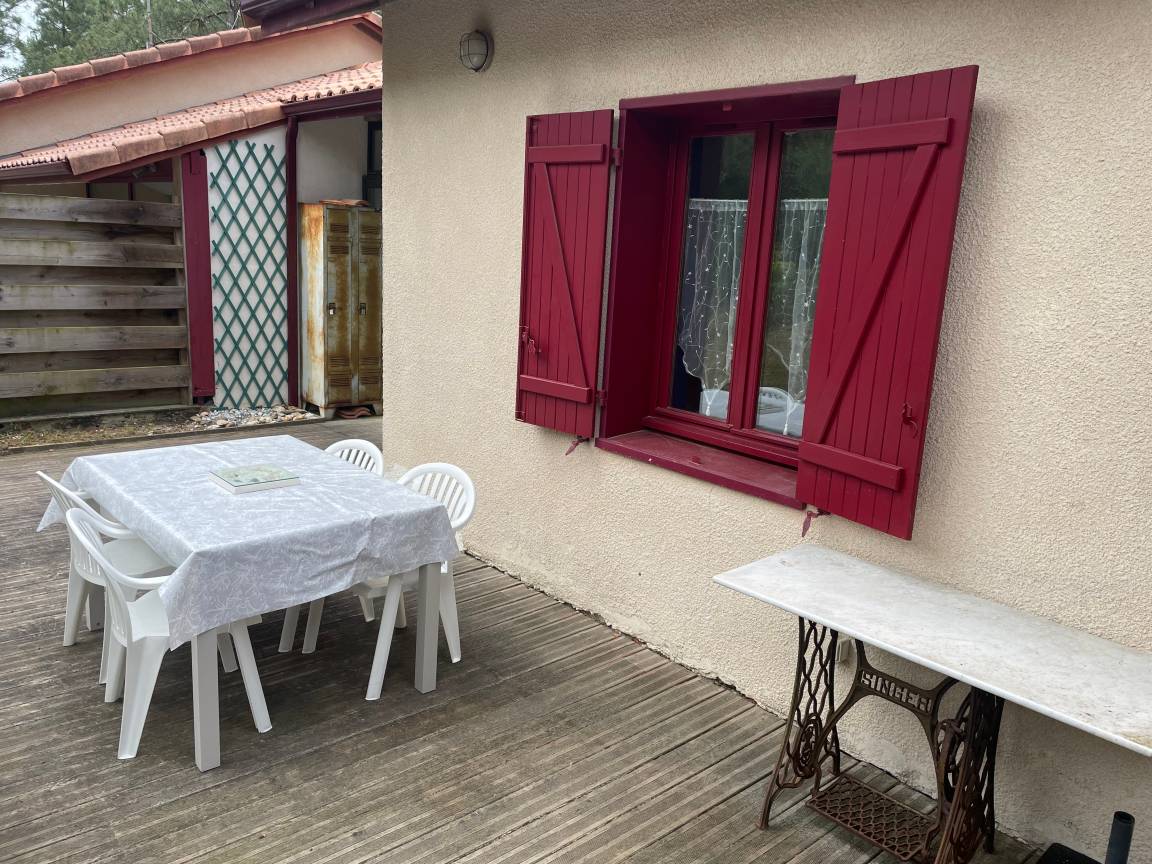 56 M² Ferienhaus ∙ 2 Schlafzimmer ∙ 4 Gäste - Messanges