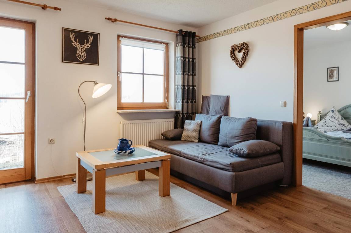 48 M² Ferienwohnung ∙ 1 Schlafzimmer ∙ 4 Gäste - Arnbruck