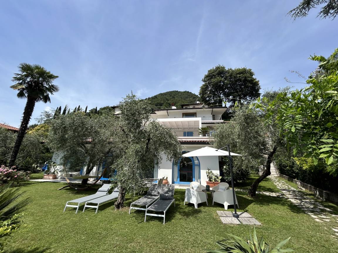 120 M² Casa ∙ 2 Habitaciones ∙ 6 Huéspedes - Iseo