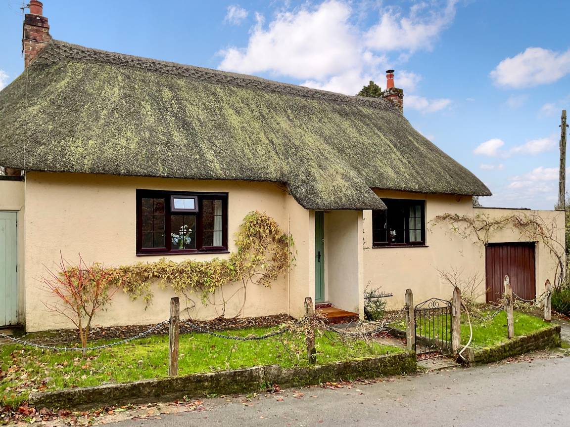 Cottage ∙ 3 Bedrooms ∙ 6 Guests - Blandford Forum