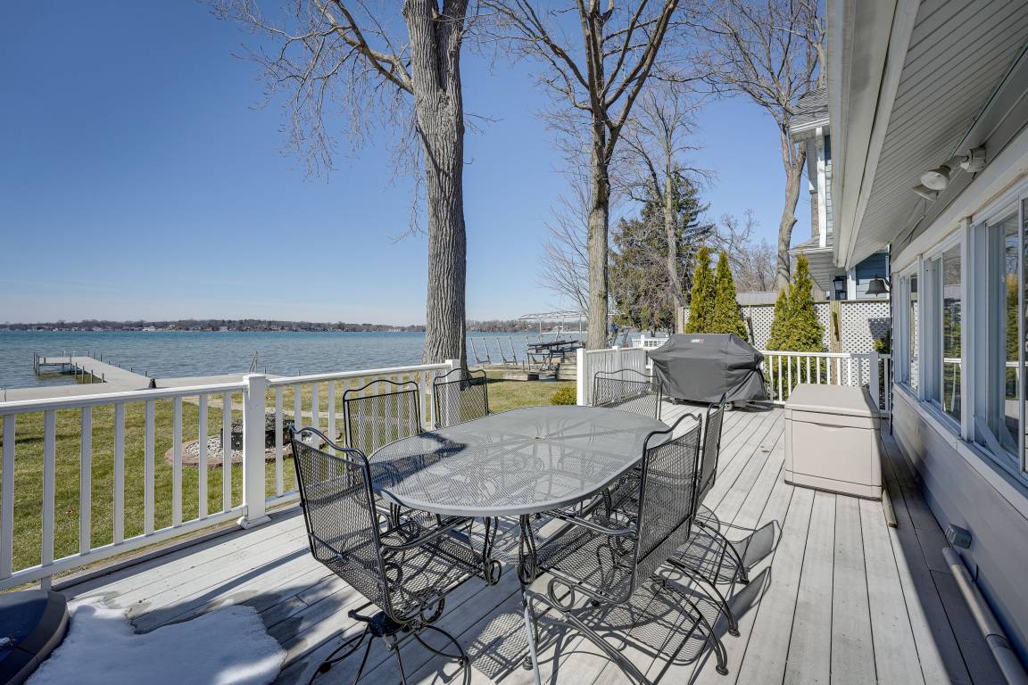 163 M² Cottage ∙ 4 Bedrooms ∙ 8 Guests - Sturgis, MI