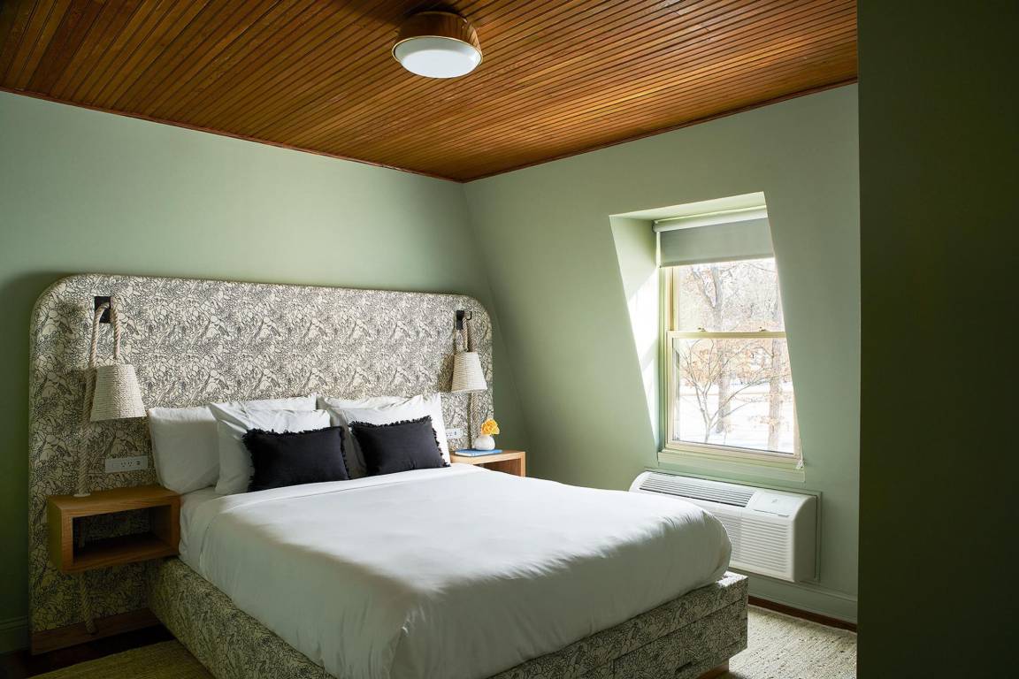 70 M² Apartment ∙ 2 Bedrooms ∙ 6 Guests - New Buffalo, MI