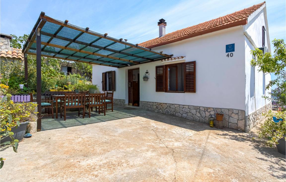 96 M² House ∙ 2 Bedrooms ∙ 6 Guests - Croatia