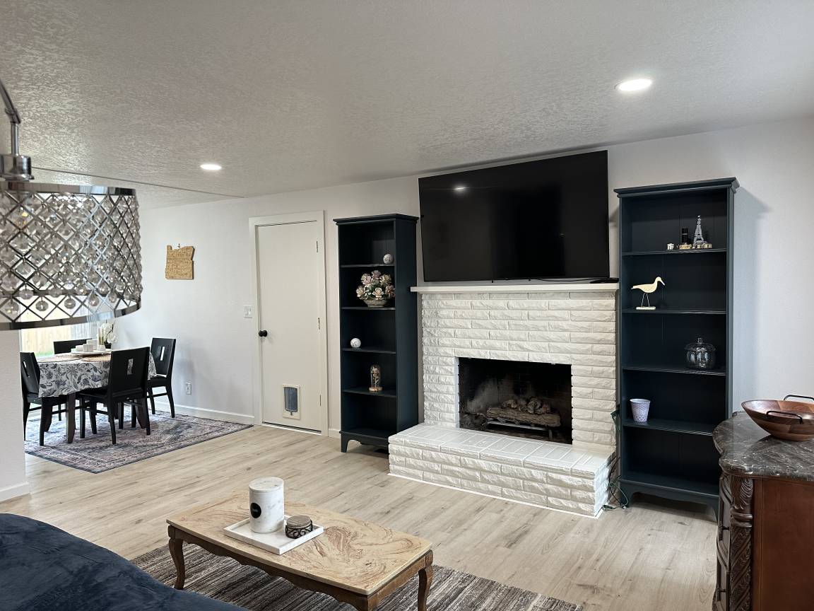 93 M² House ∙ 3 Bedrooms ∙ 6 Guests - Eugene, OR