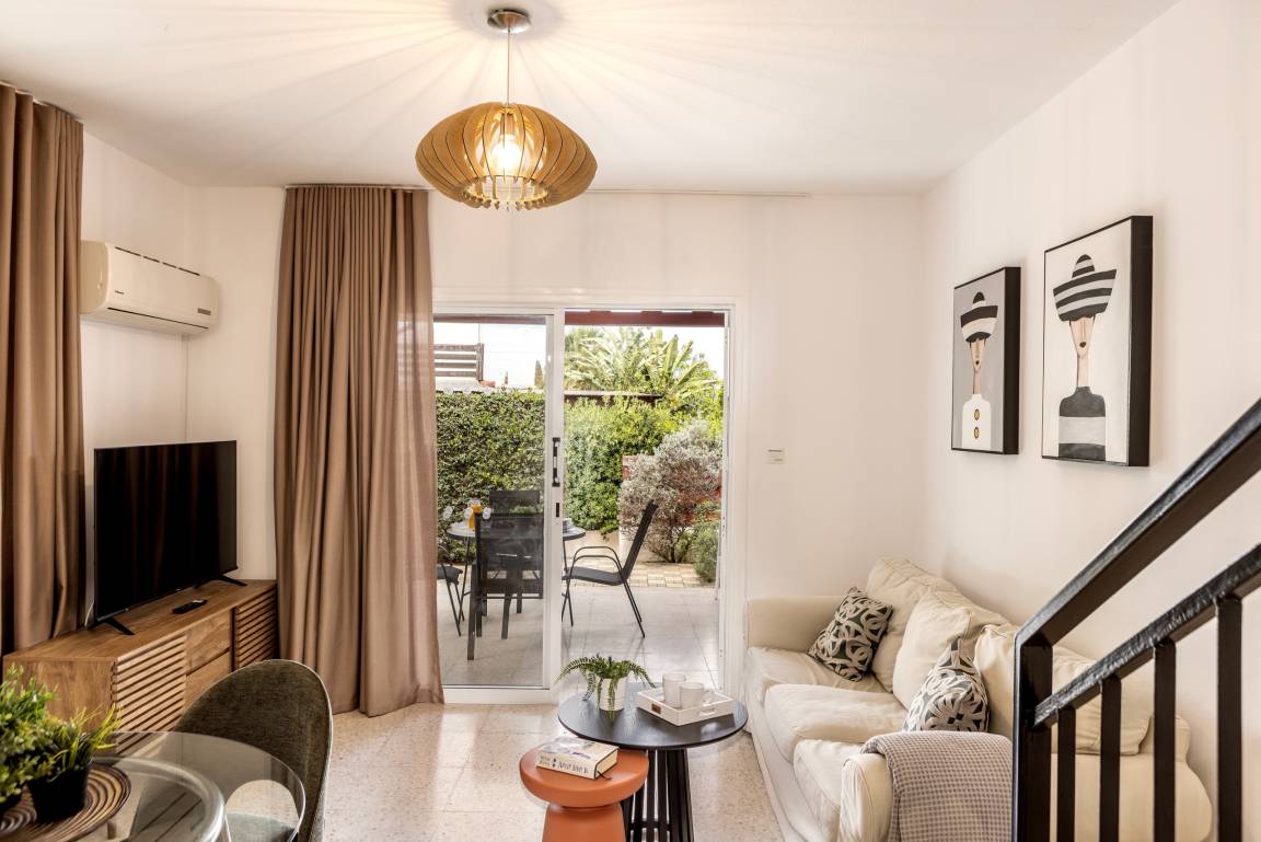 100 M² Villa ∙ 2 Camere Da Letto ∙ 5 Ospiti - Larnaca