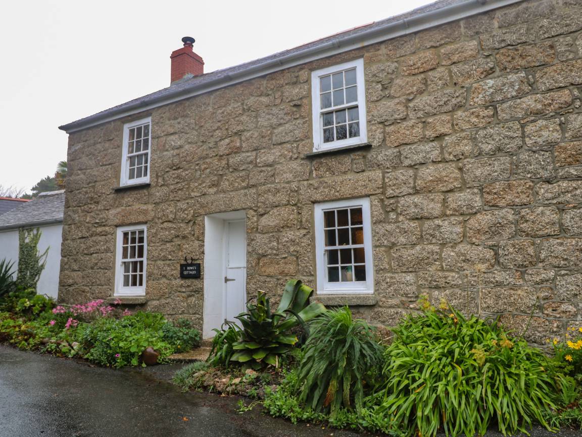Cottage ∙ 3 Bedrooms ∙ 6 Guests - Sennen Cove