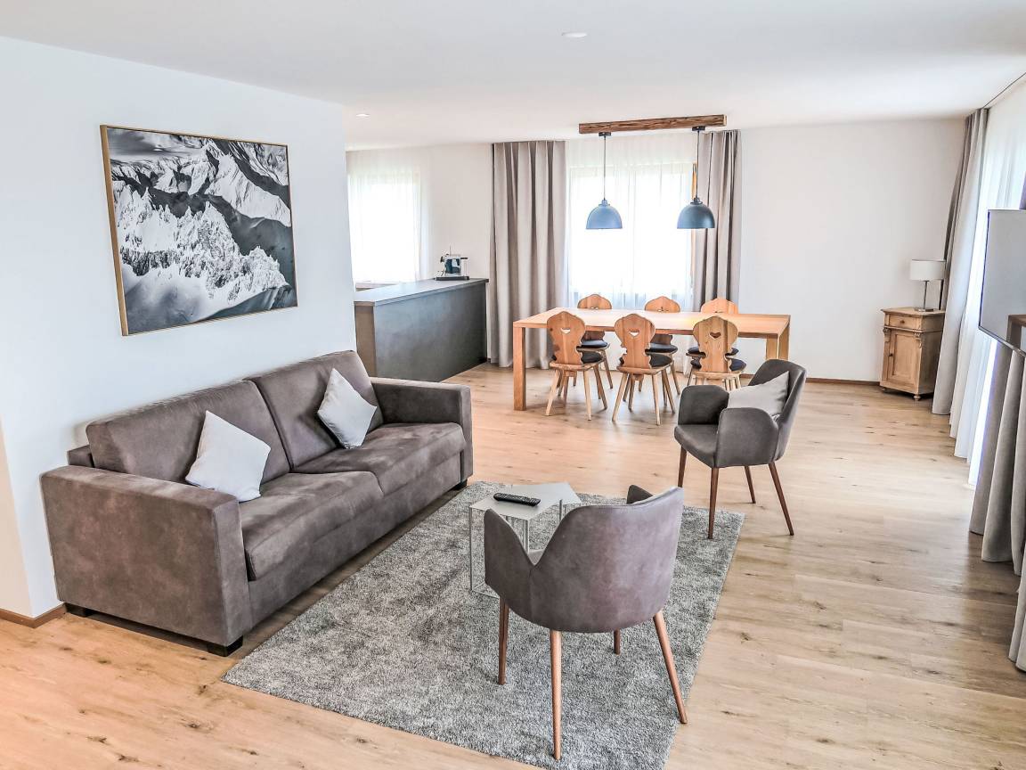80 M² Ferienhaus ∙ 1 Schlafzimmer ∙ 6 Gäste - Falera