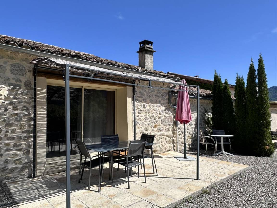 52 M² Gîte ∙ 1 Chambre ∙ 2 Personnes - Veynes