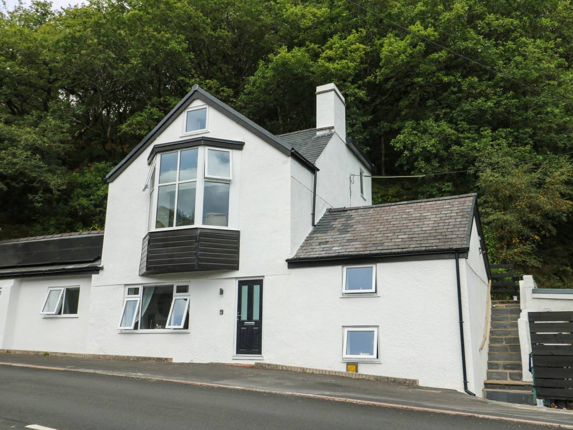 Cottage ∙ 2 Bedrooms ∙ 4 Guests - Betws-y-Coed