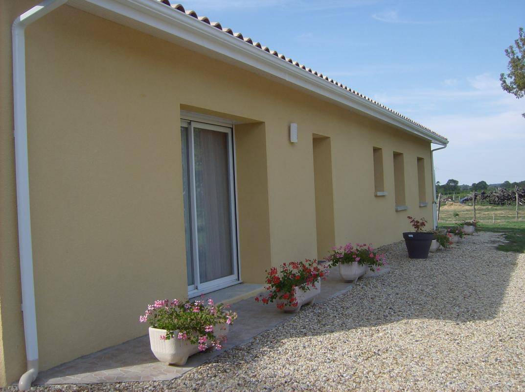 92 M² Gîte ∙ 2 Chambres ∙ 4 Personnes - Gironde