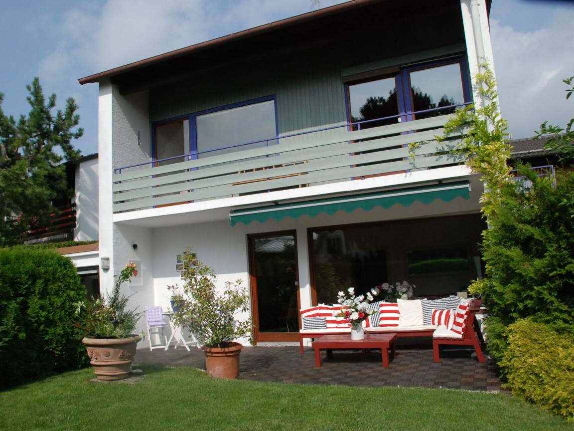 140 M² Ferienhaus ∙ 4 Schlafzimmer ∙ 8 Gäste - Berg