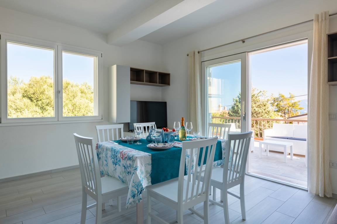 60 M² Ferienhaus ∙ 2 Schlafzimmer ∙ 6 Gäste - Cala Gonone