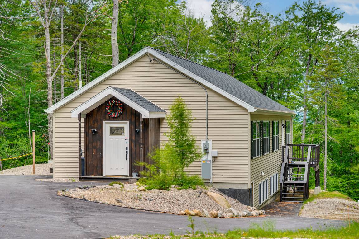 143 M² House ∙ 3 Bedrooms ∙ 9 Guests - Conway, NH