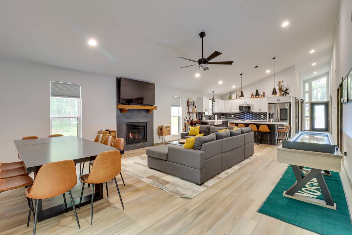 167 M² House ∙ 3 Bedrooms ∙ 10 Guests - Lake Harmony, PA