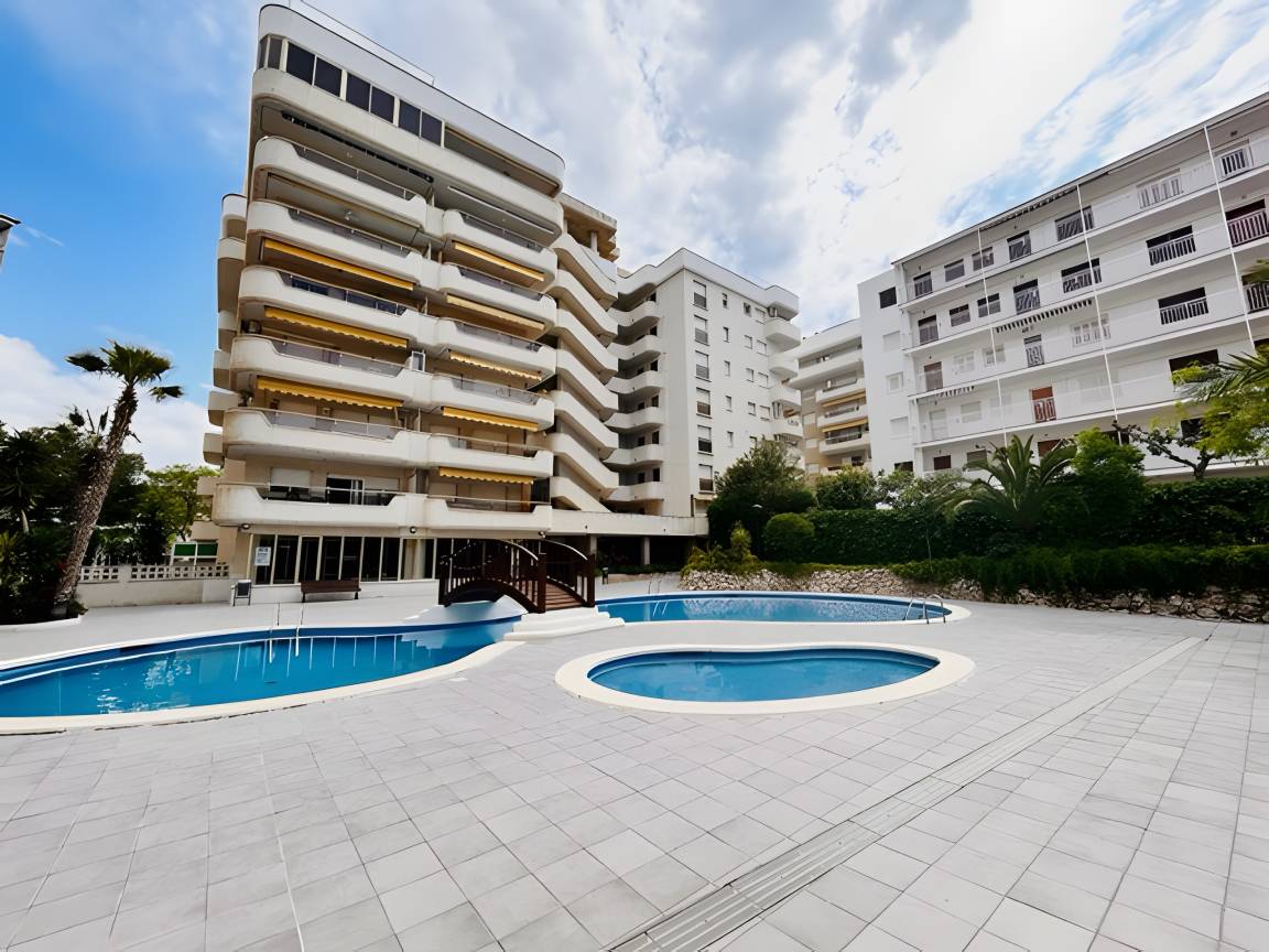 55 M² Apartamento ∙ 1 Habitación ∙ 4 Huéspedes - Tarragona